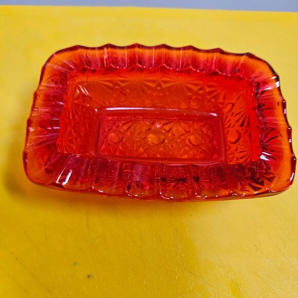 Le Smith | Accents | Vintage Le Smith Glass Amberina Daisey Button ...